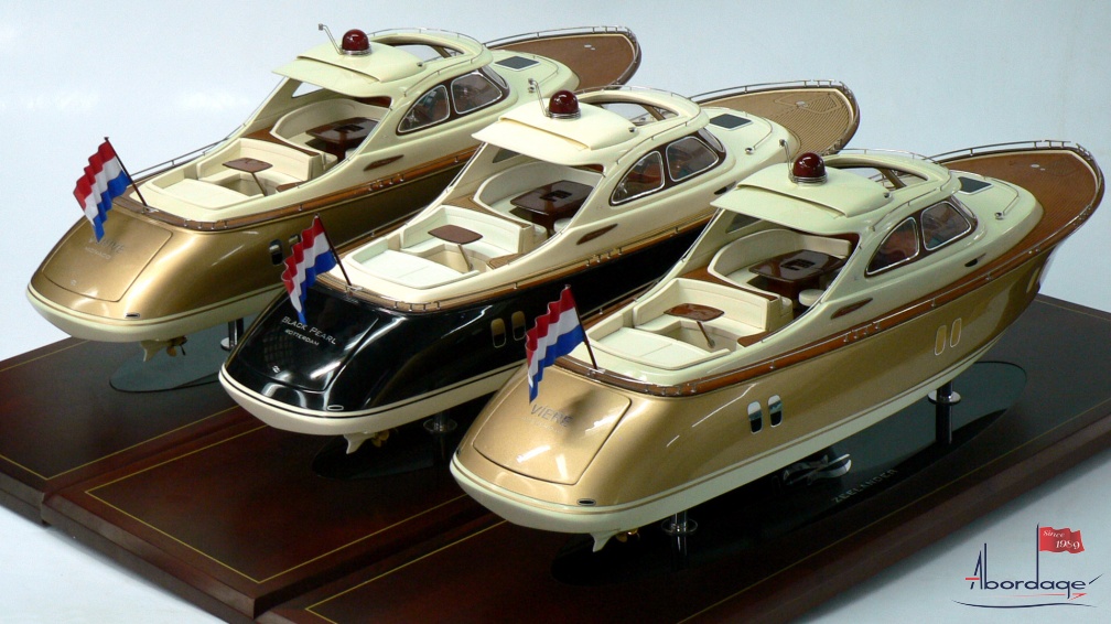 Custom Power Boats / Power boat Models | Portfolio ABORDAGE