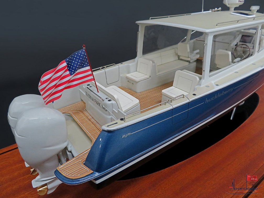 Custom Power Boats / Power boat Models | Portfolio ABORDAGE
